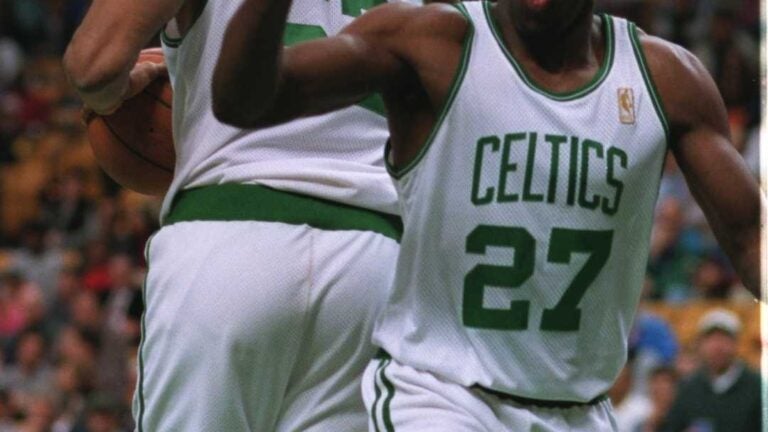 Ex-Boston Celtic on trial in Chicago train-guns case