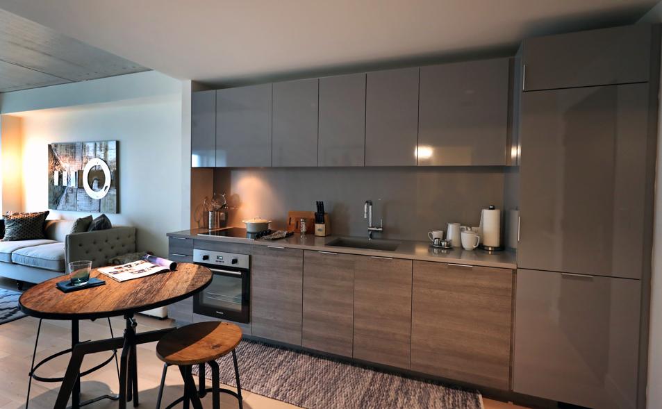 See inside that apartment complex you always stare at from the expressway