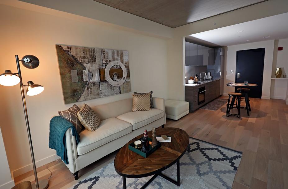 See inside that apartment complex you always stare at from the expressway