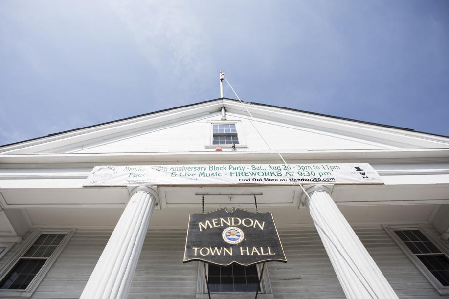 What is it like to live in Mendon?