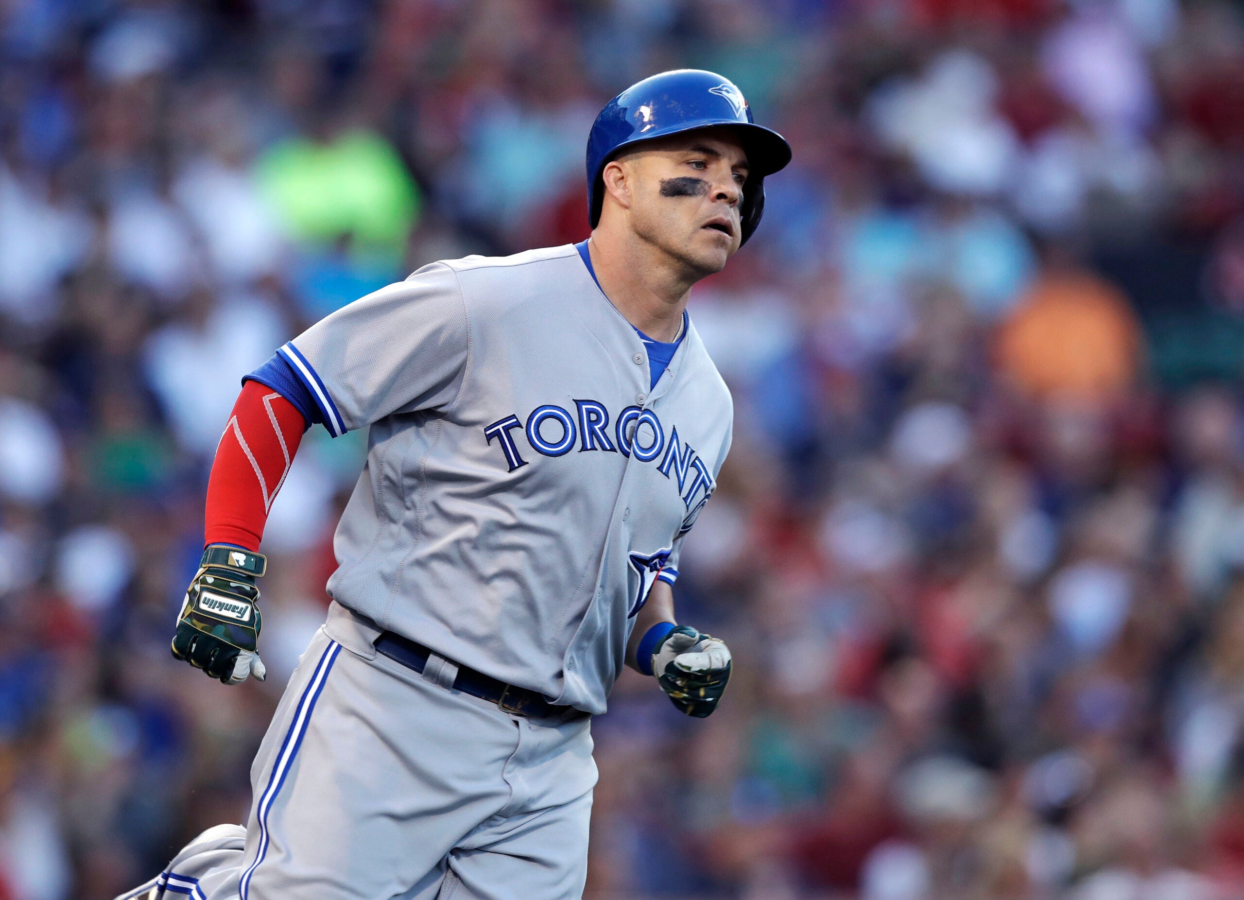 Red Sox acquire veteran Steve Pearce from Blue Jays