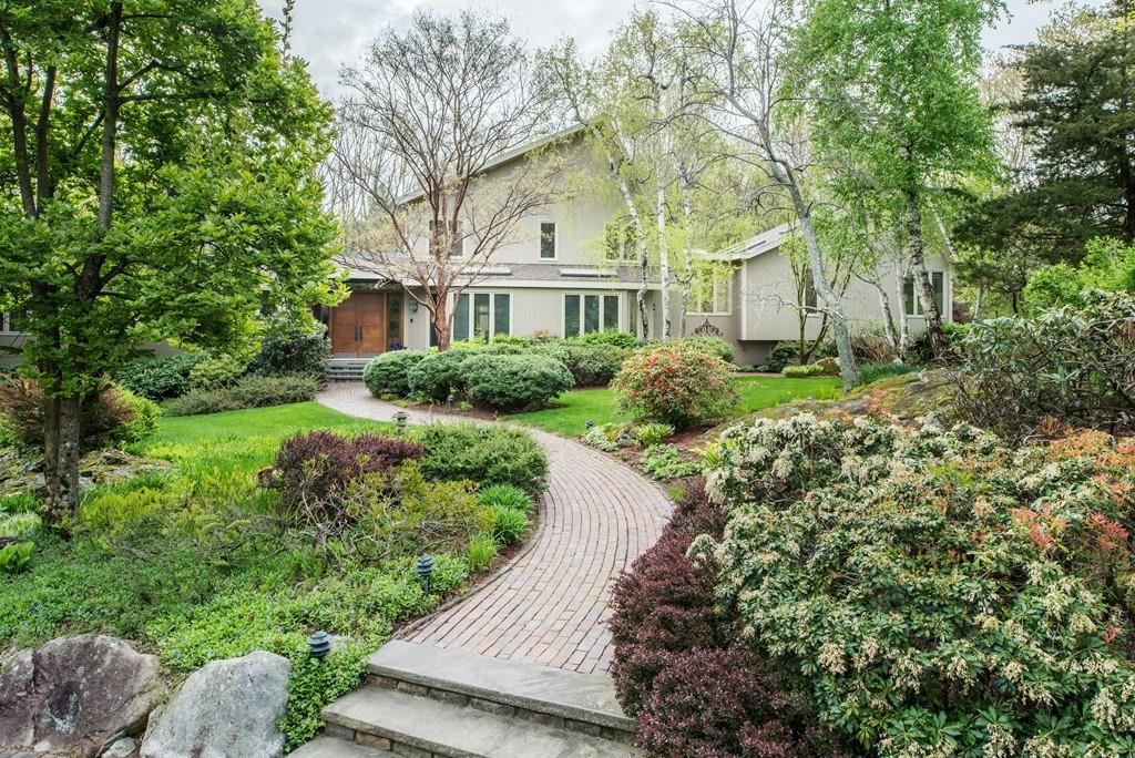 Our picks: Five Boston-area homes on the market with amazing pools