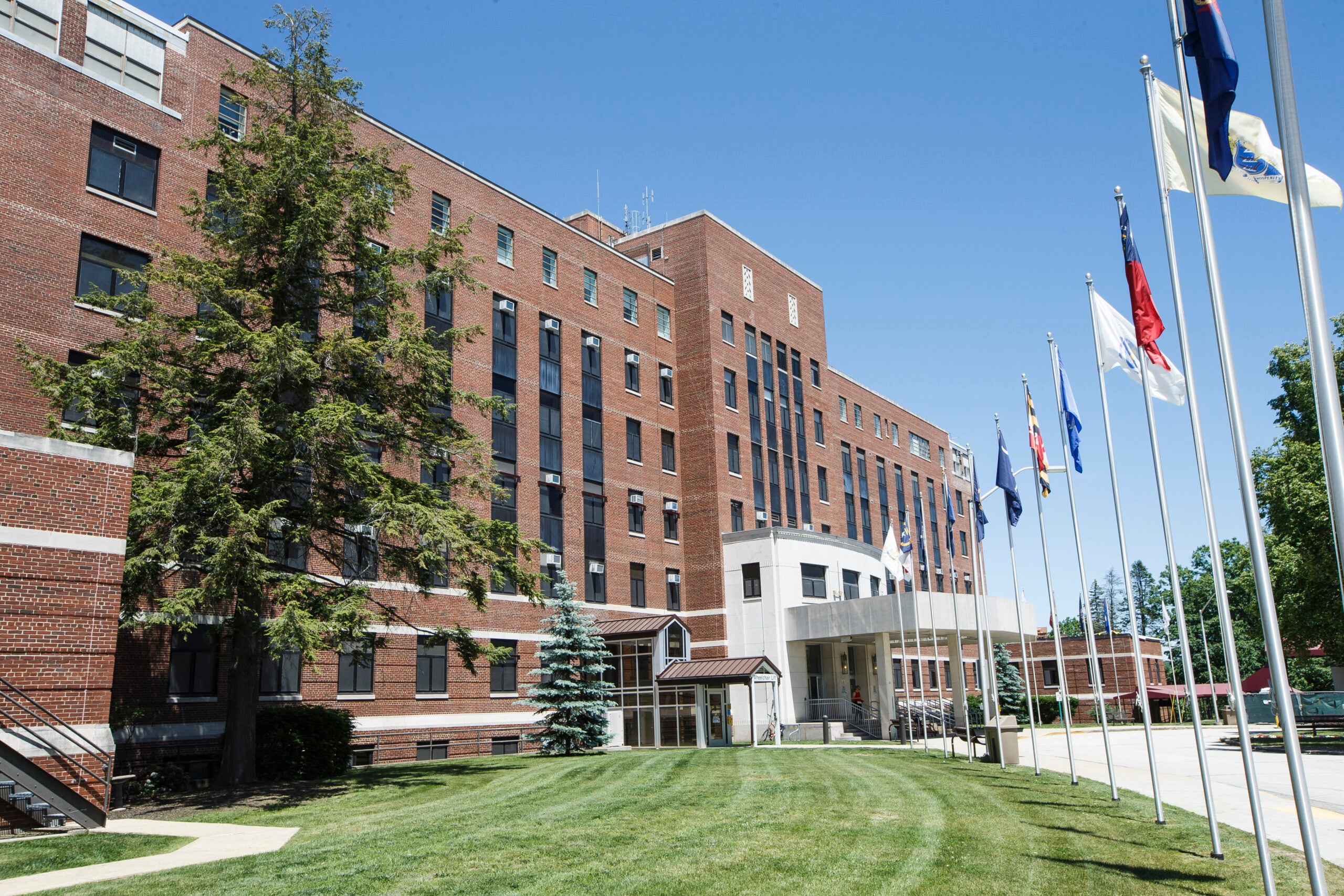 Pipe failure floods 5 floors of Manchester VA hospital