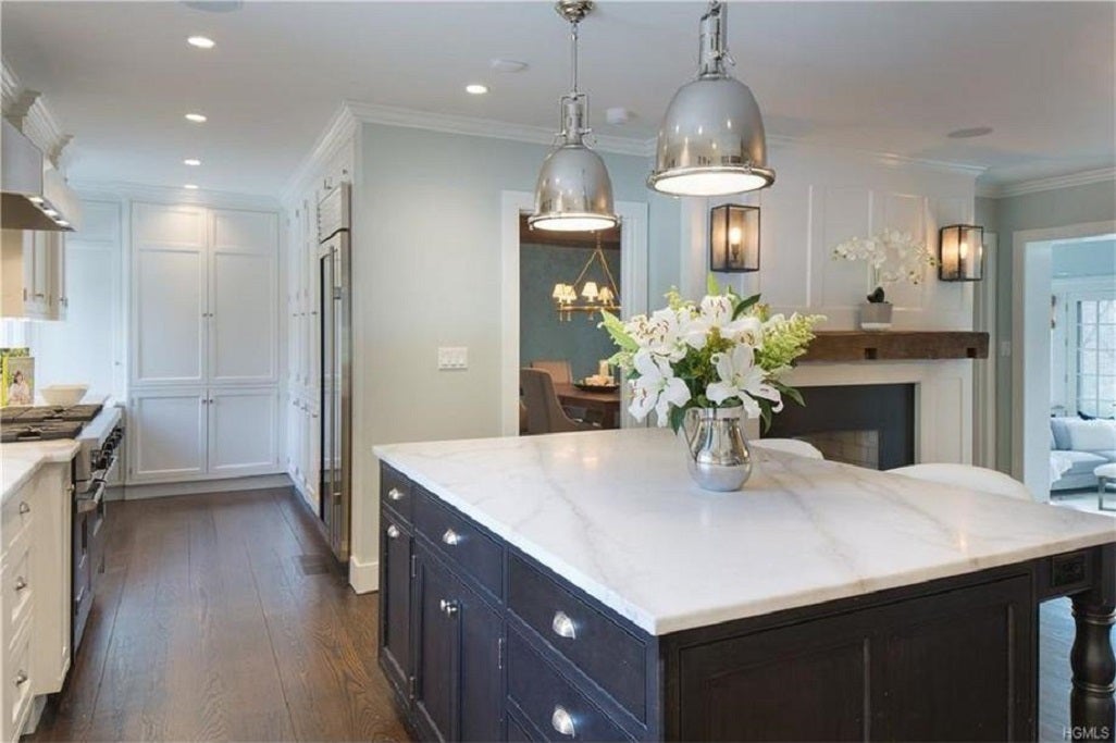 Ask the Stager: Tips for choosing lighting that attracts buyers