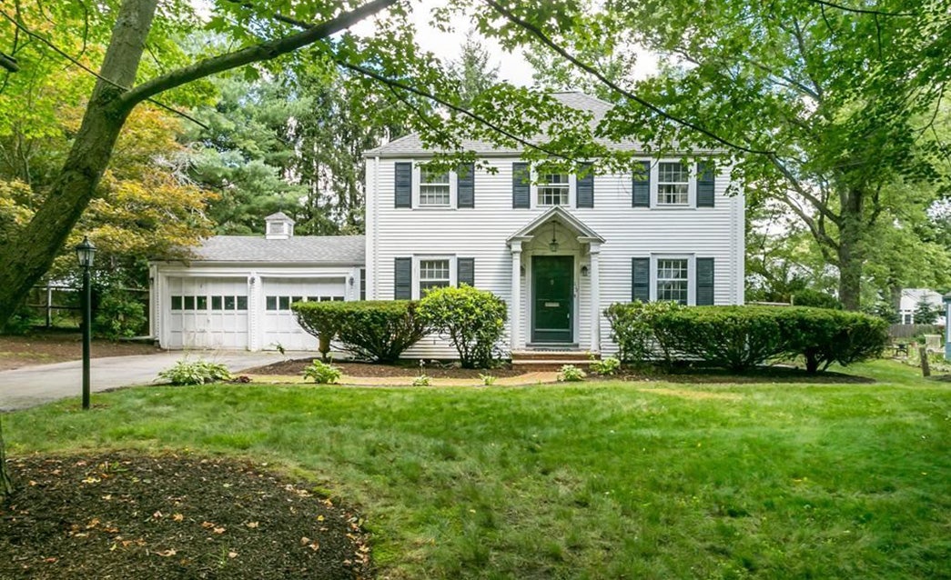Our picks: Five Boston-area homes on the market with great sunrooms ...
