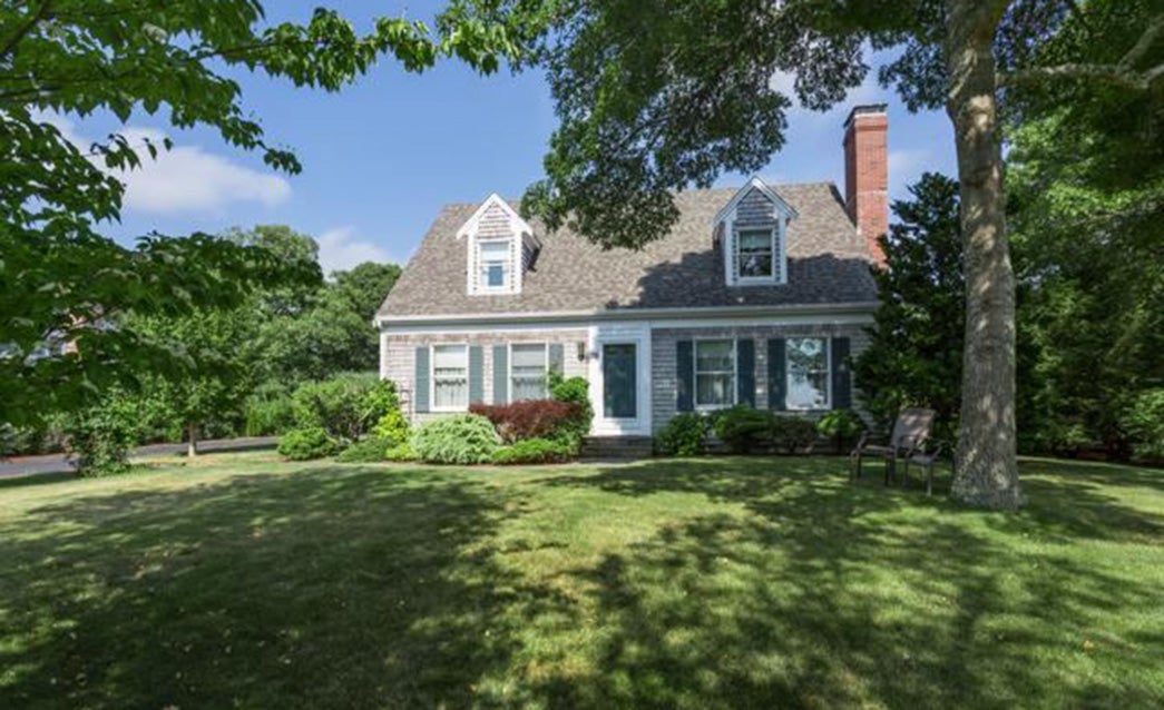 Our picks: Five Boston-area homes on the market with great sunrooms ...