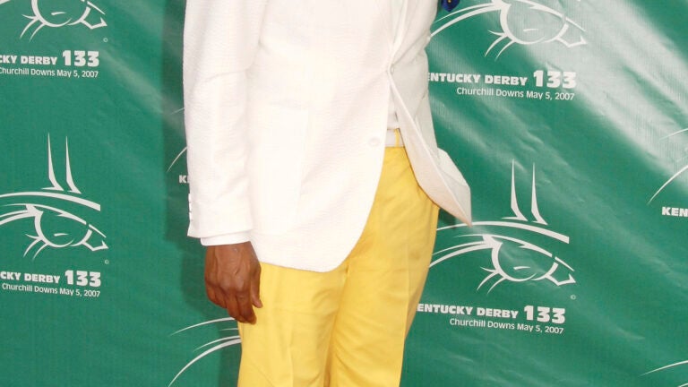 'Project Runway' fashion designer Mychael Knight dies at 39