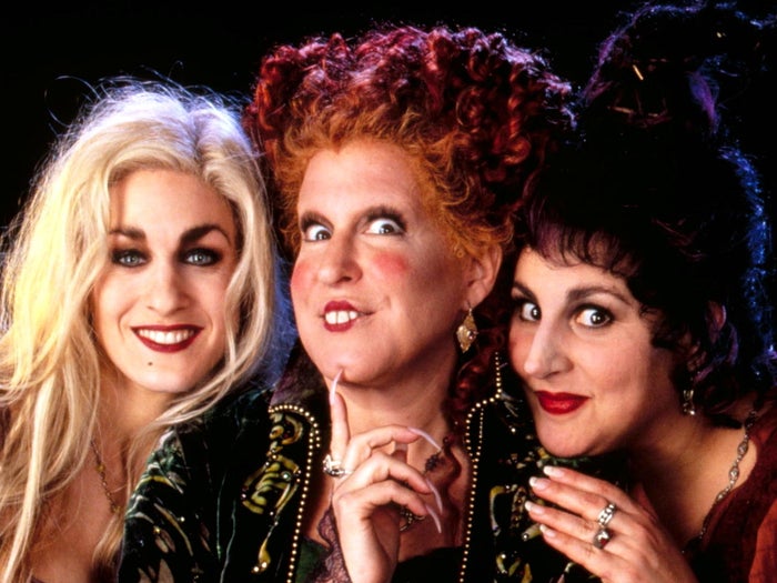 Bette Midler says original 'Hocus Pocus' cast members want to return ...