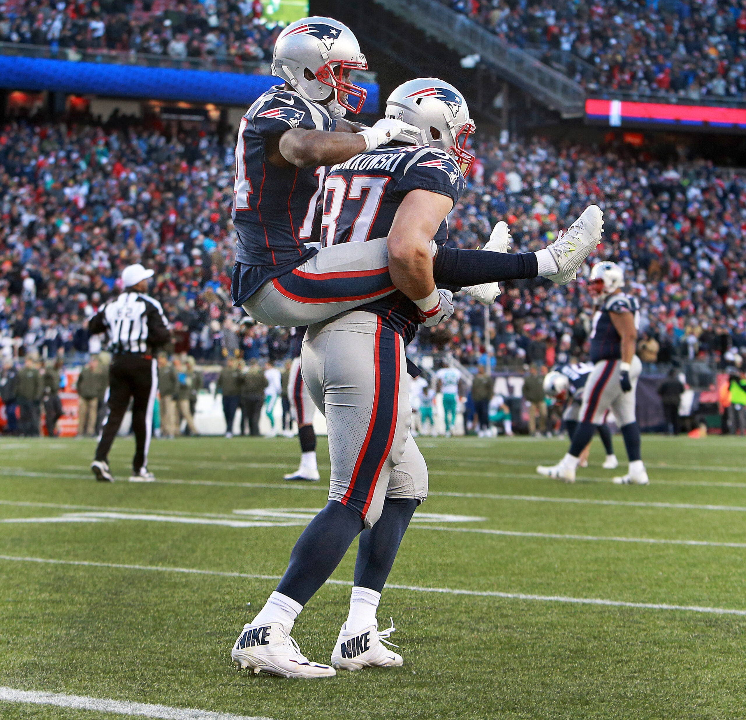 Rob Gronkowski briefly broke the fourth wall in discussing his ...