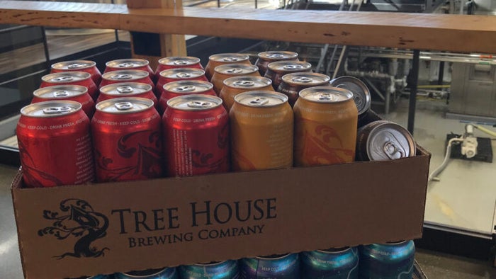 Here's what it's like to wait in line at Tree House Brewing