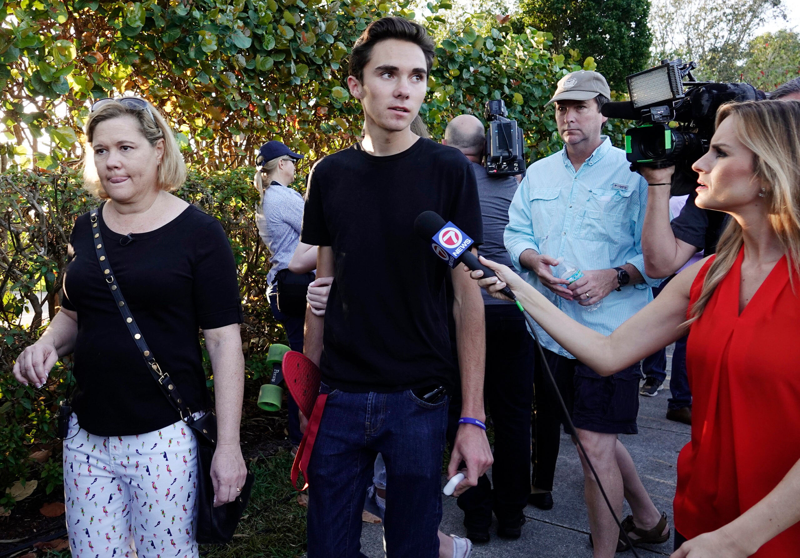 Parkland students David and Lauren Hogg have book deal
