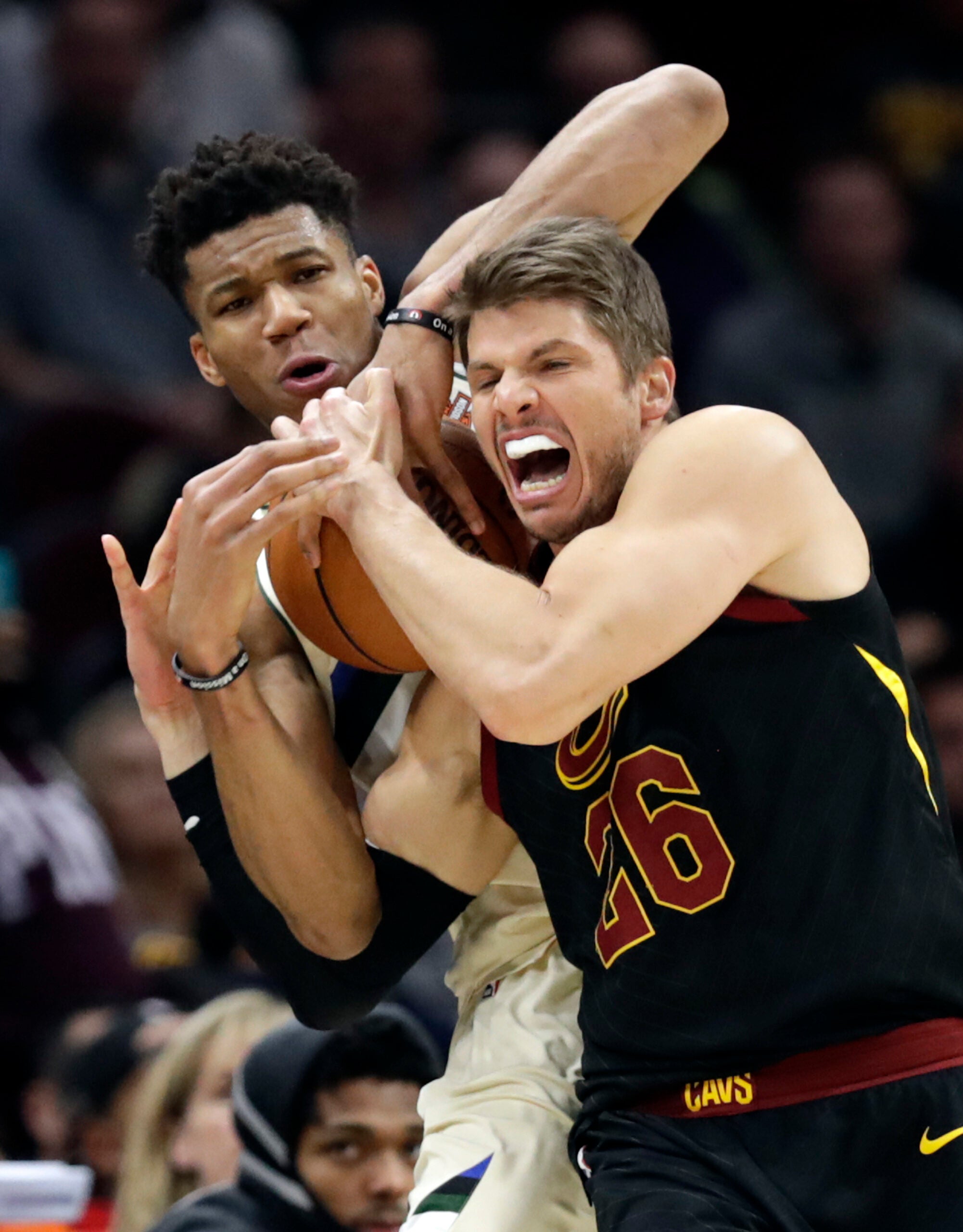 Cavs' Kyle Korver leaves team following brother's death