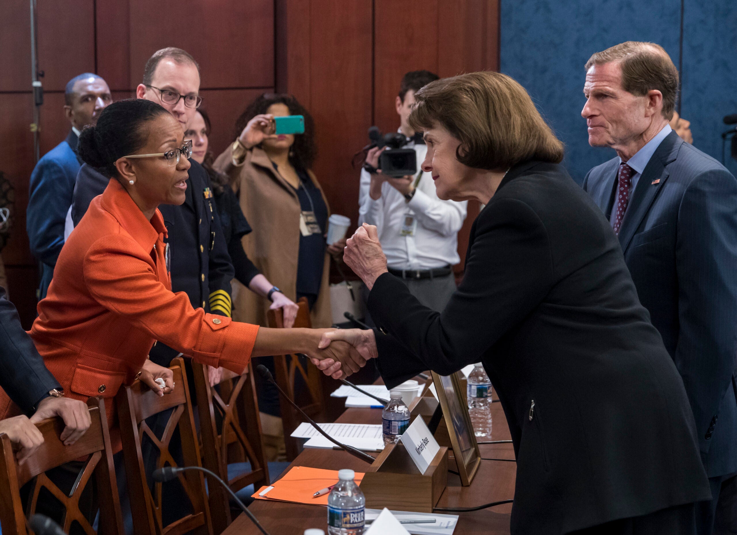 Senators: Allow feds to keep guns from people deemed threat