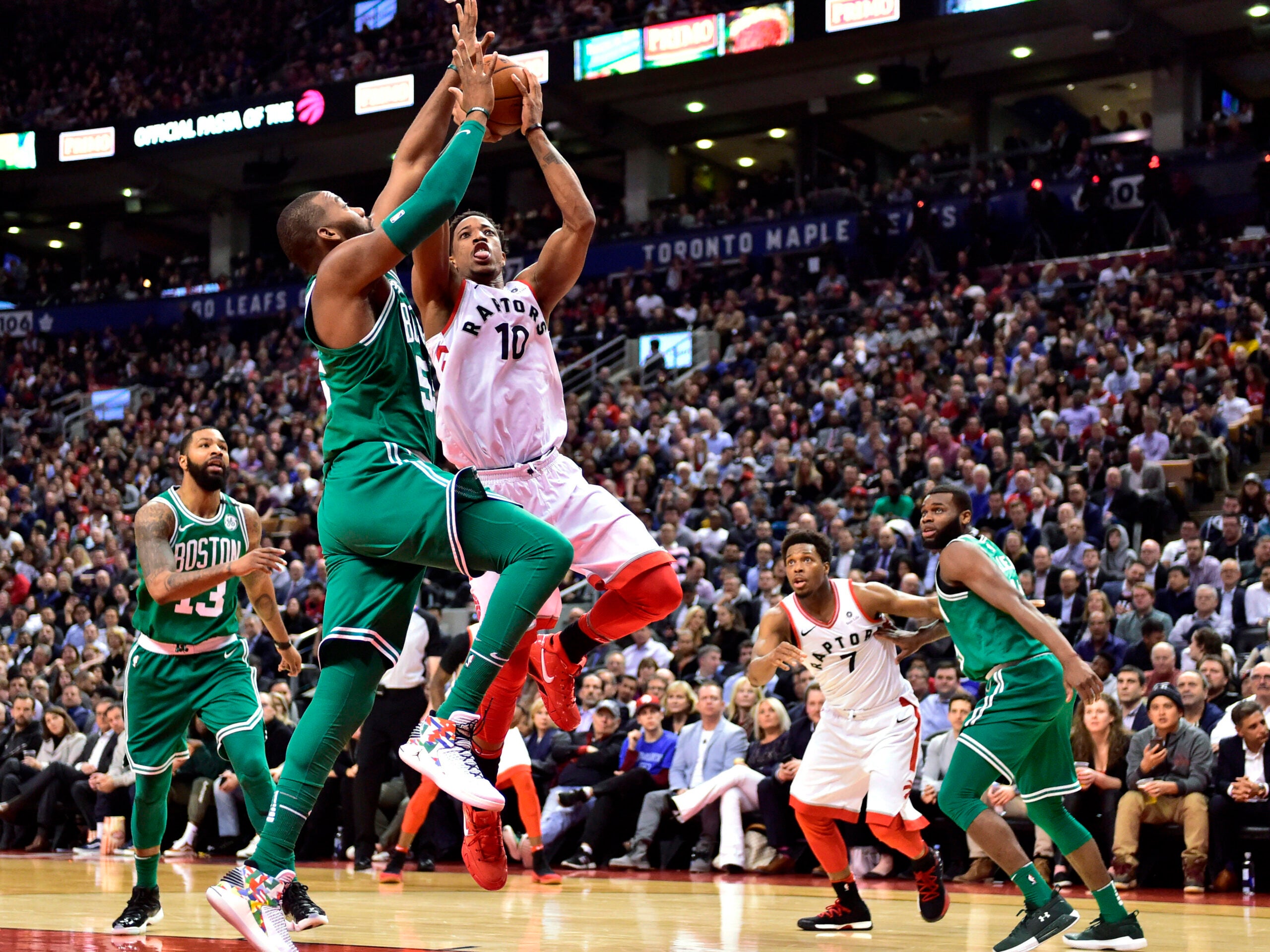 DeRozan scores 16 points as Raptors beat Celtics 96-78