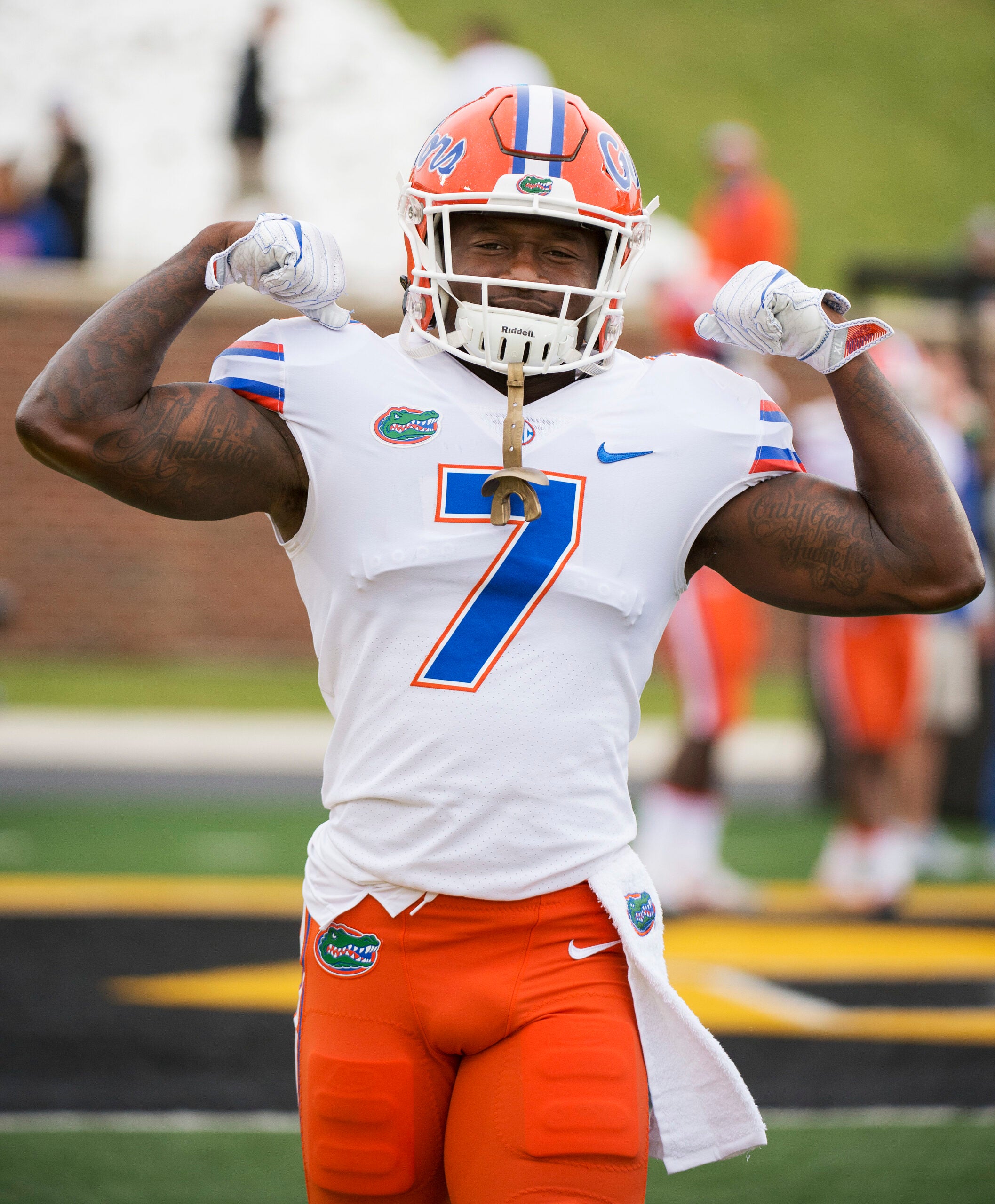 Patriots second-round pick Duke Dawson signs contract