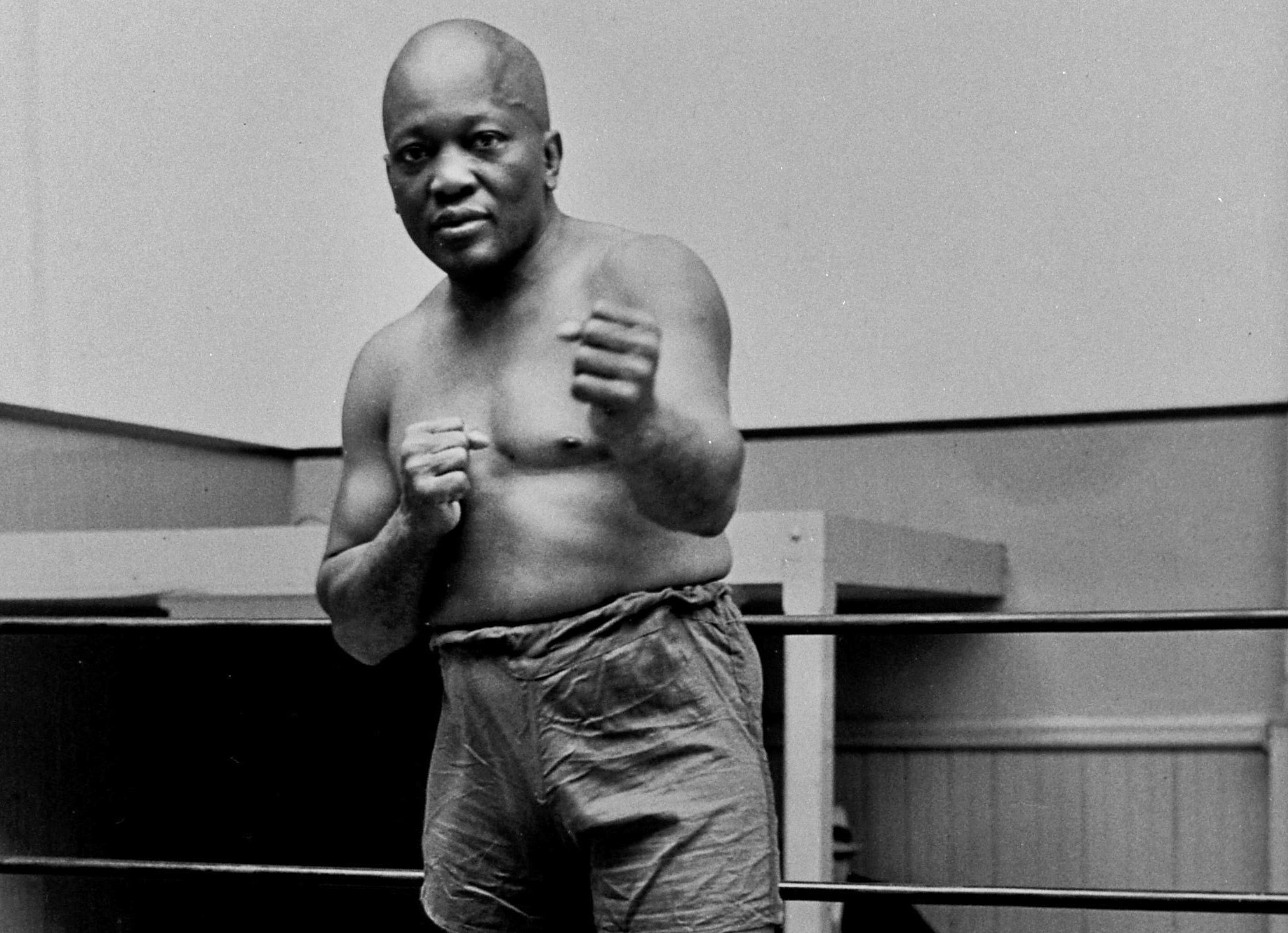 Trump pardons late boxer Jack Johnson a century later