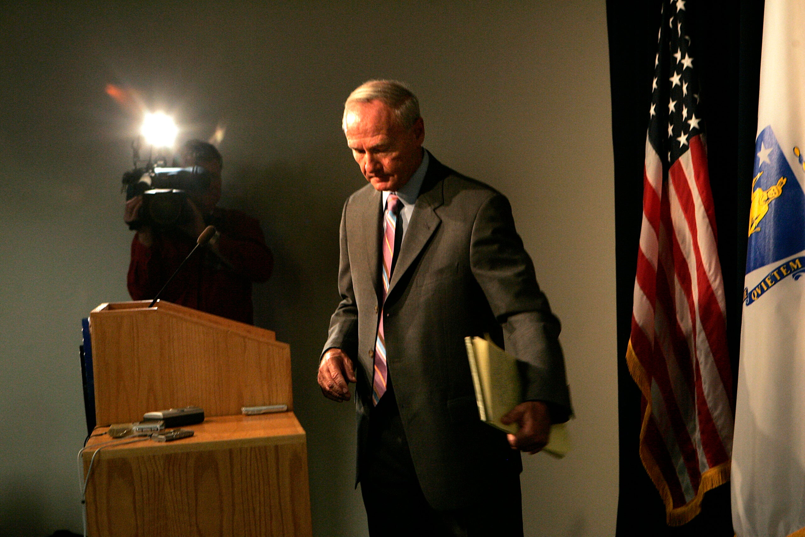 State police tap ex-AG Tom Riley to probe 2017 crash