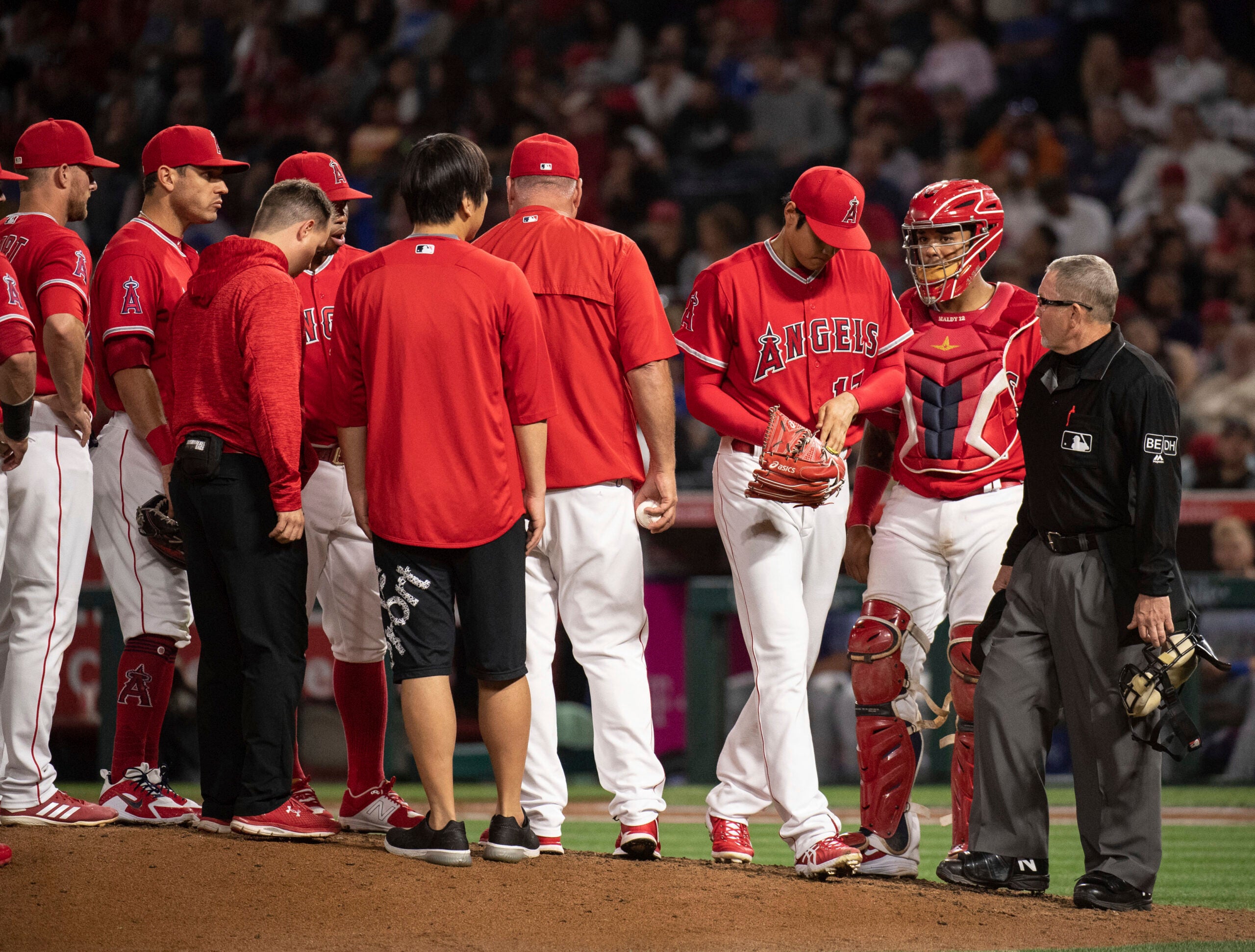 Shohei Ohtani exits early again with blister on pitching hand