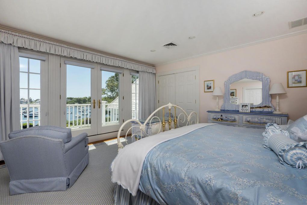 Coastal mansion with ship chandelier for $9.7 million