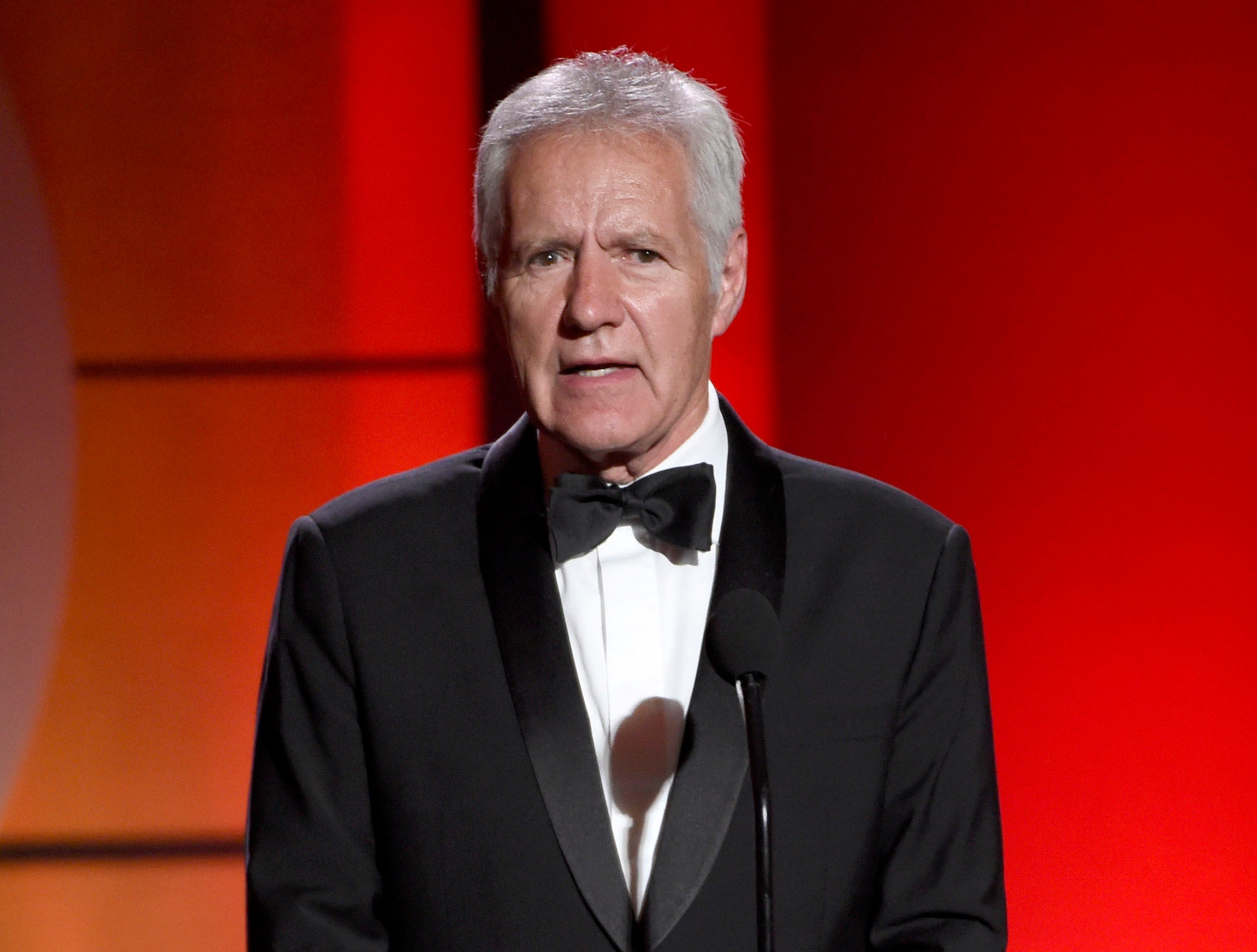 Alex Trebek opens up about his battle with cancer on 'Good Morning America'