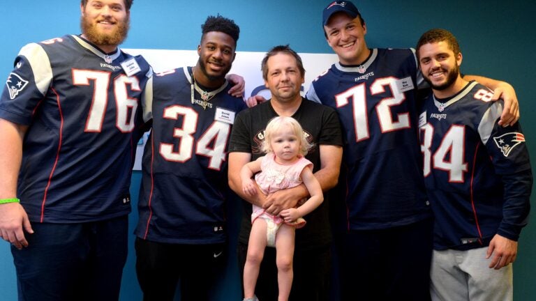 Patriots offensive lineman Andrew Jelks retires