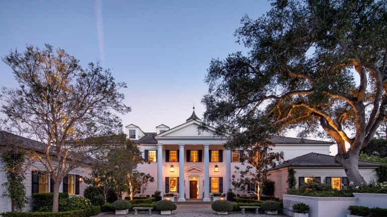 Rob Lowe puts California estate on market for $47 million