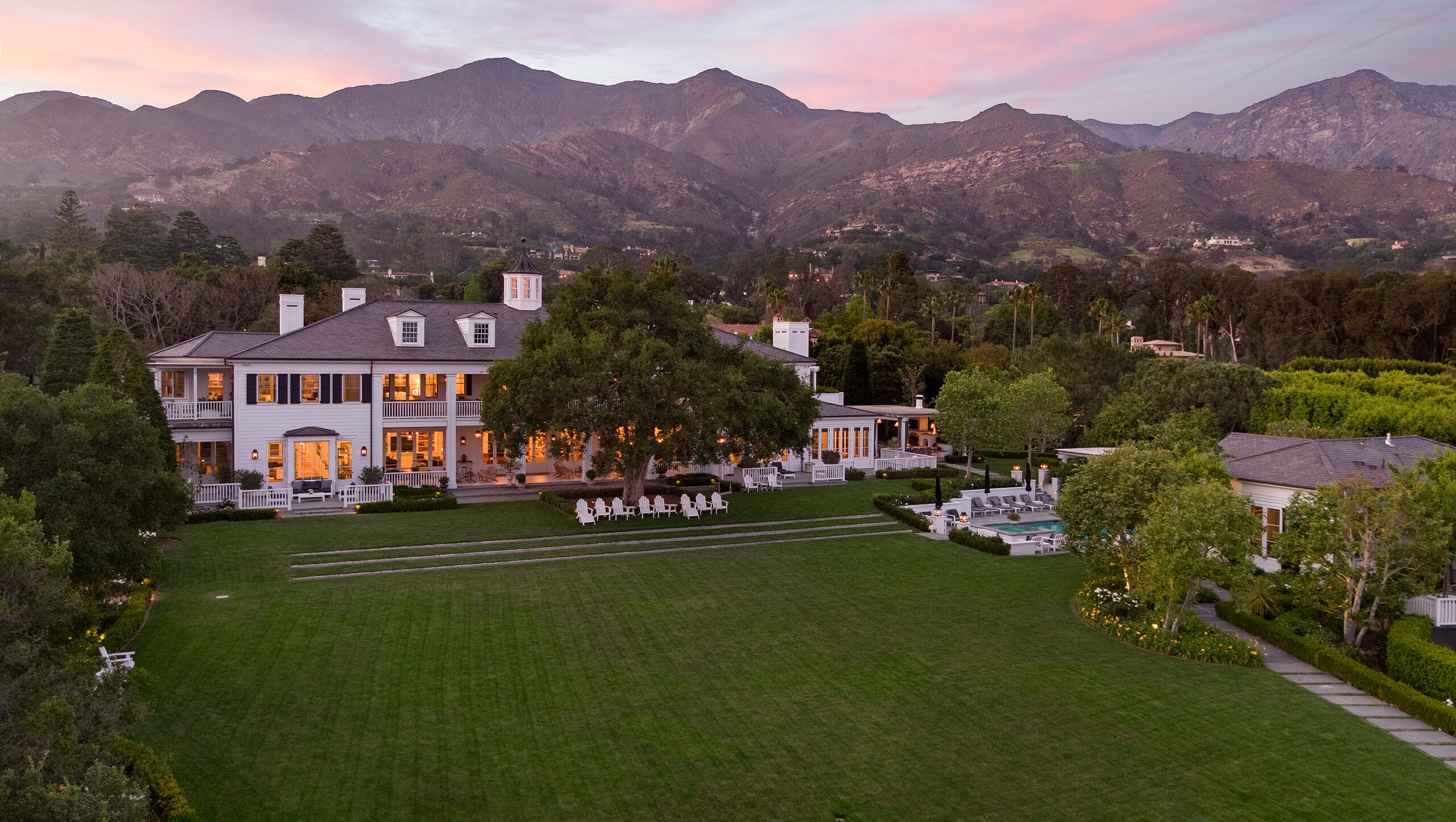 Rob Lowe puts California estate on market for $47 million