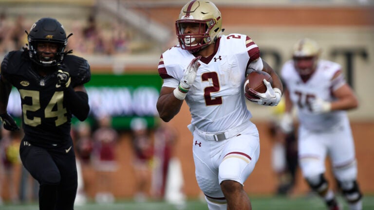 Boston College football team breaks into Top 25 polls