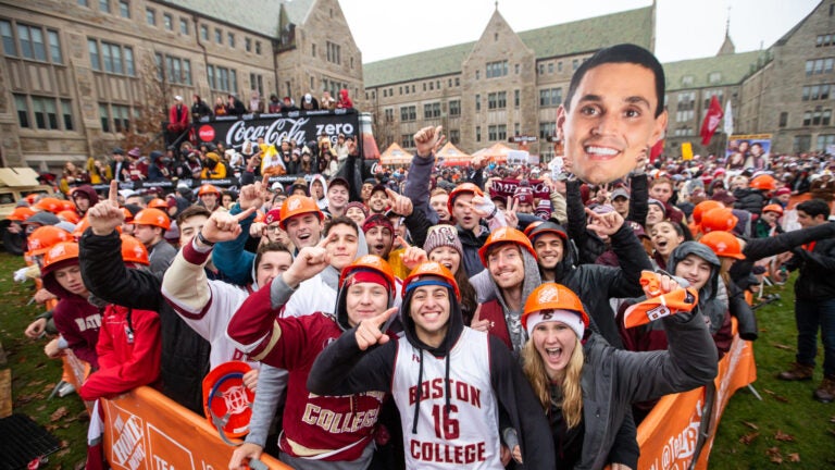 An inside look at the signs, sights, and sounds of ‘College GameDay’ at ...