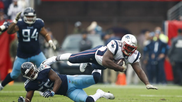 Patriots release Dwayne Allen and Darren Andrews