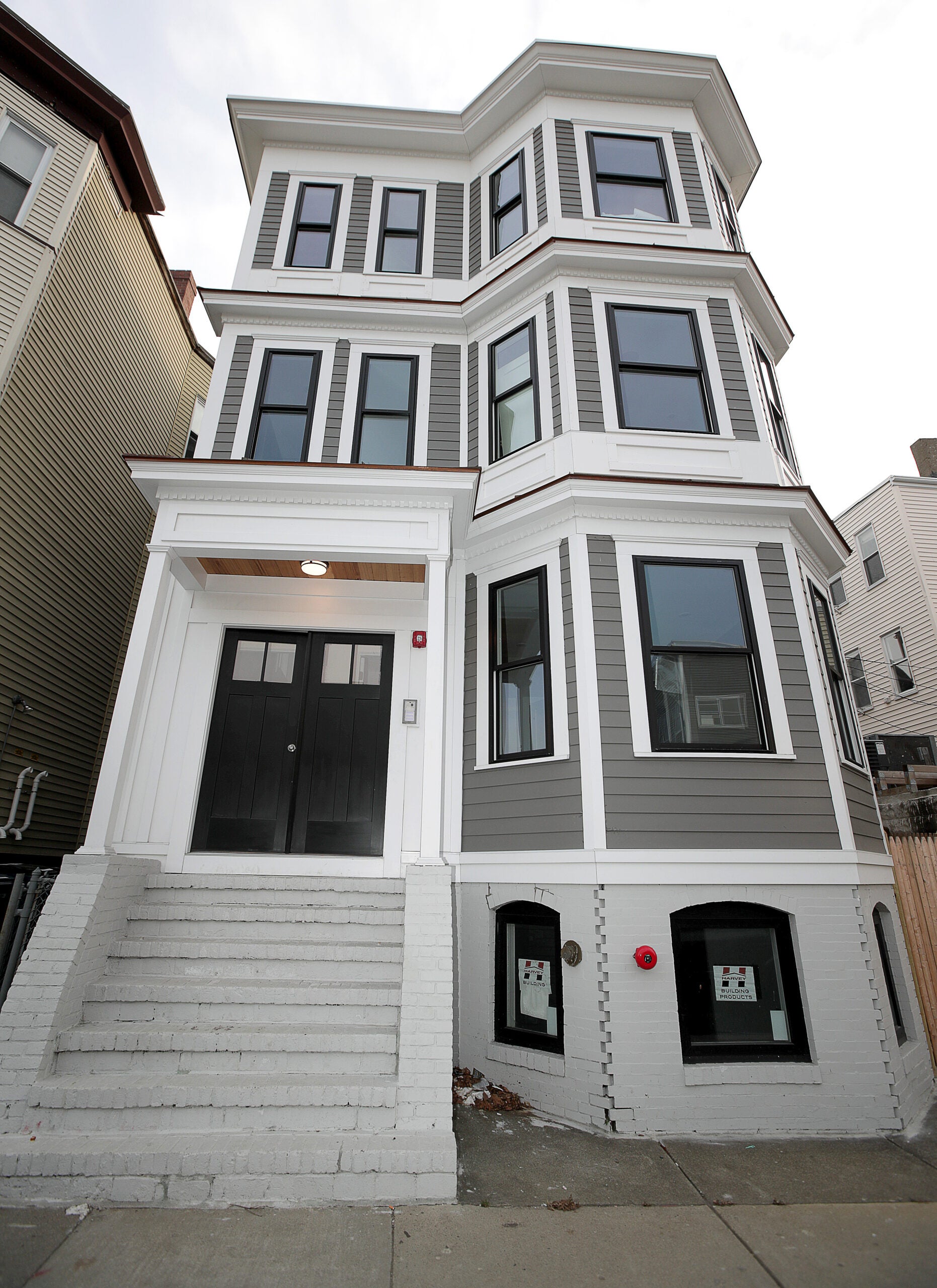 Home of the Week: Tile work is the star in Boston condo remodel ...