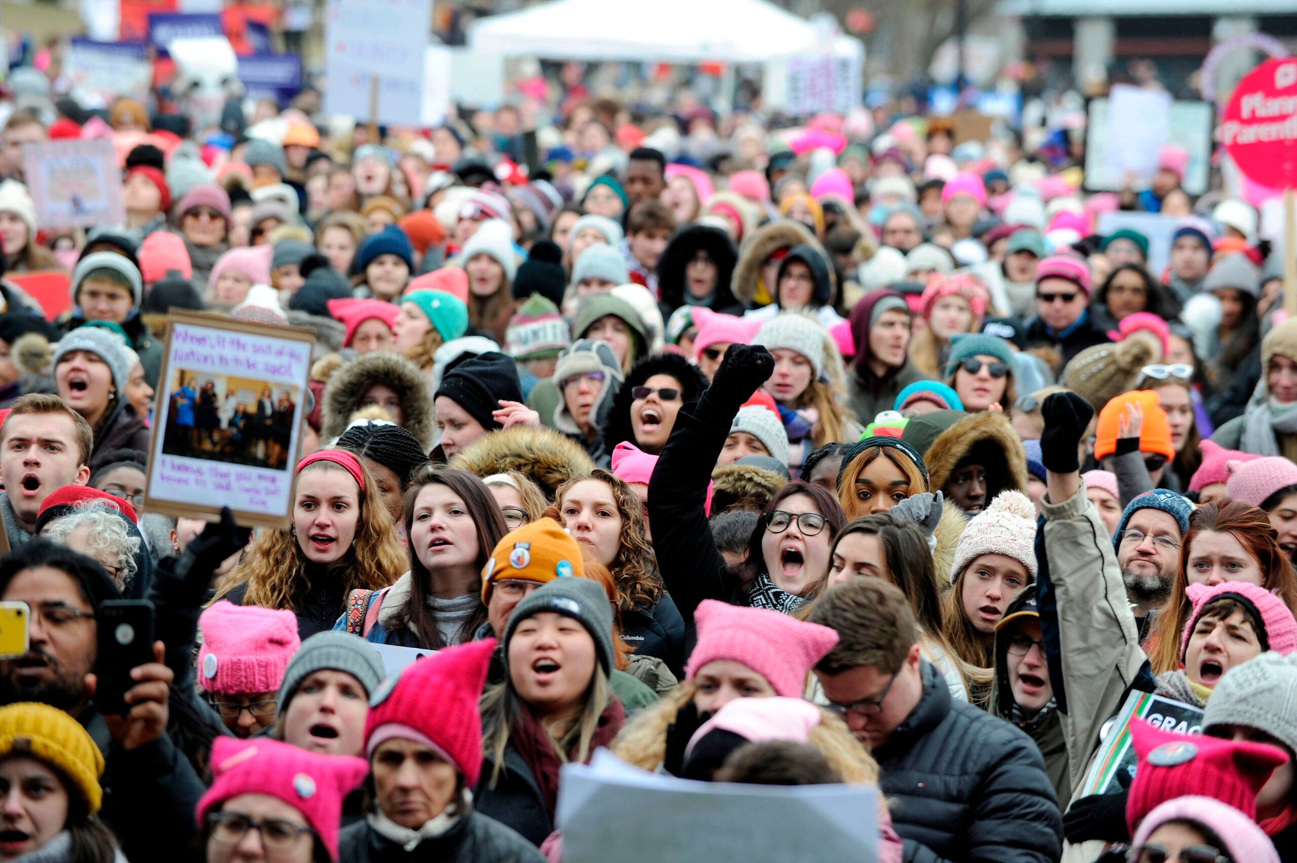 Thousands gather for Women's March in Boston