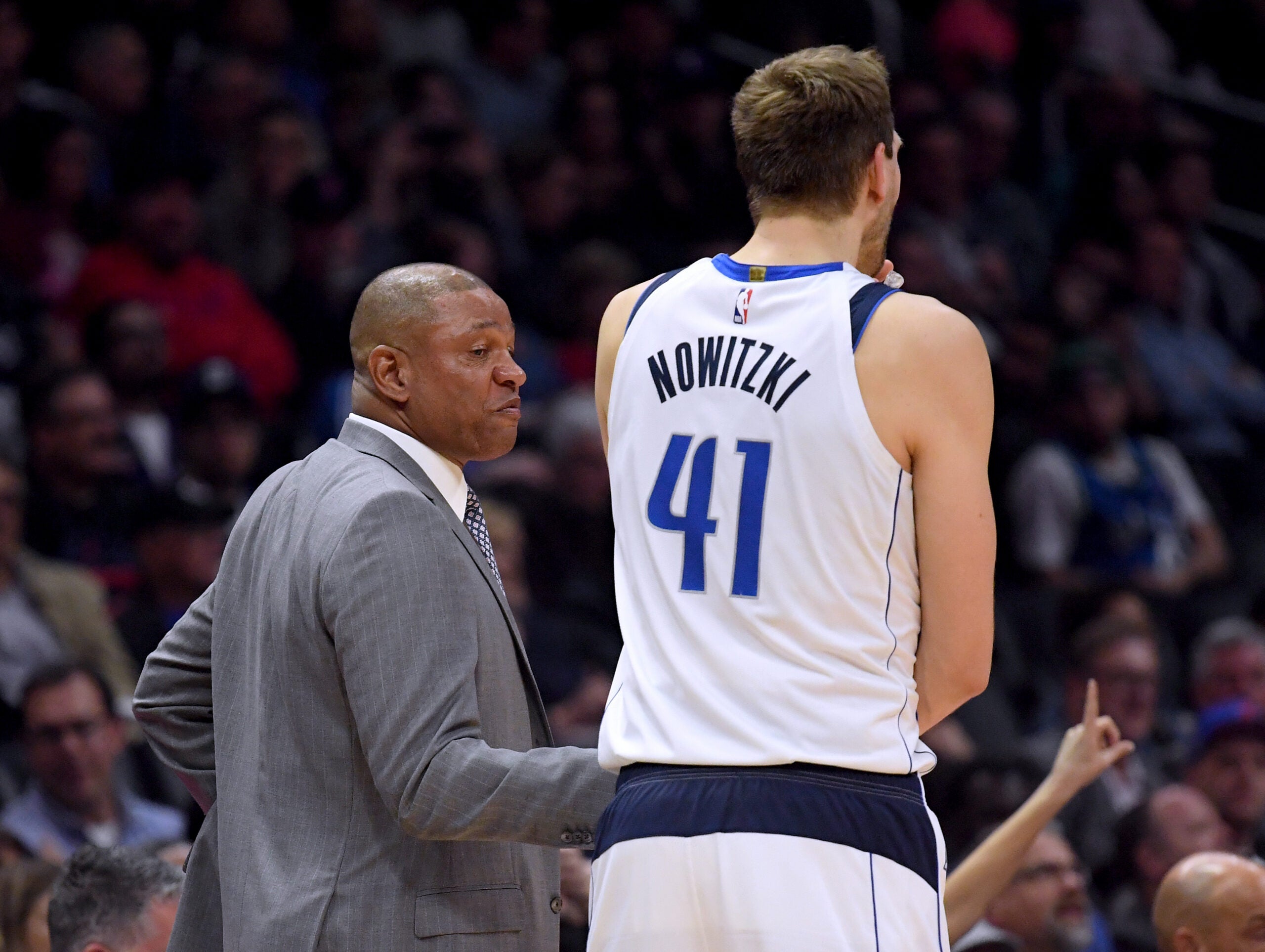 Doc Rivers uses timeout to give touching tribute to Dirk Nowitzki