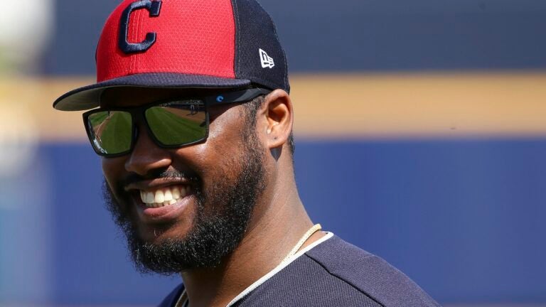 Hanley Ramirez earns spot on Indians' 25-man Opening Day roster