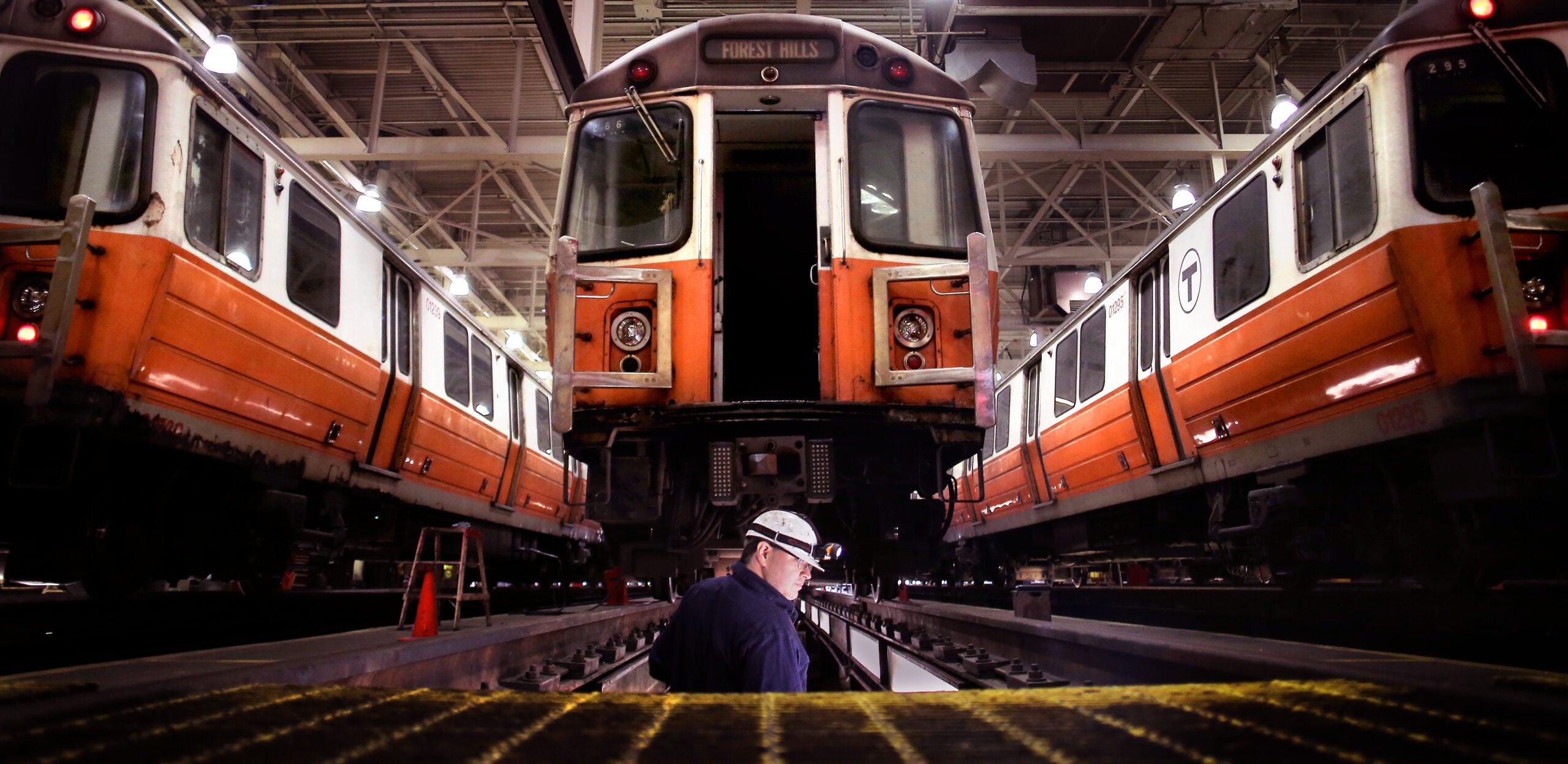 Bidding to start at $500 for 7 vintage MBTA subway cars