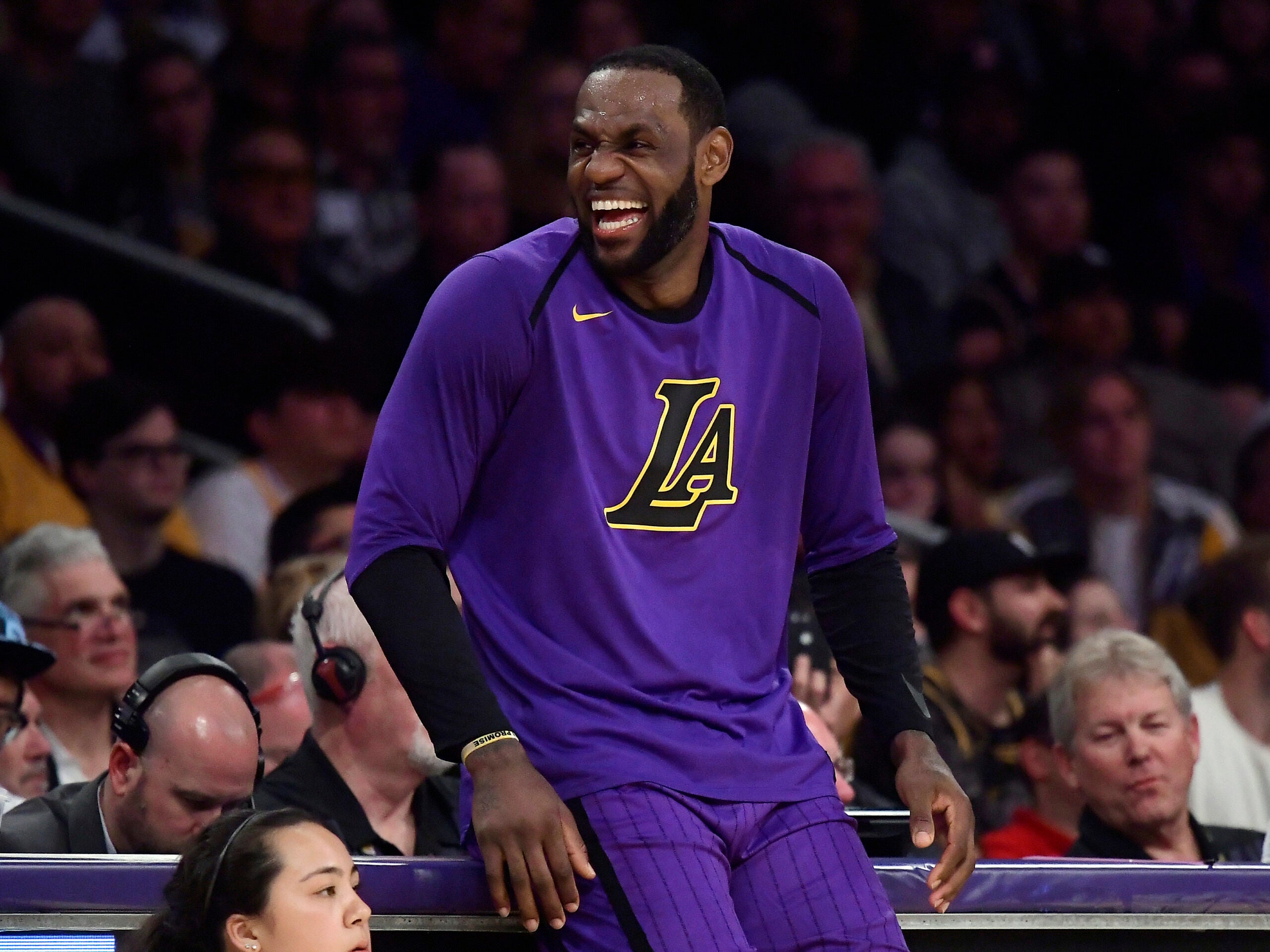 LeBron James to sit out rest of the season