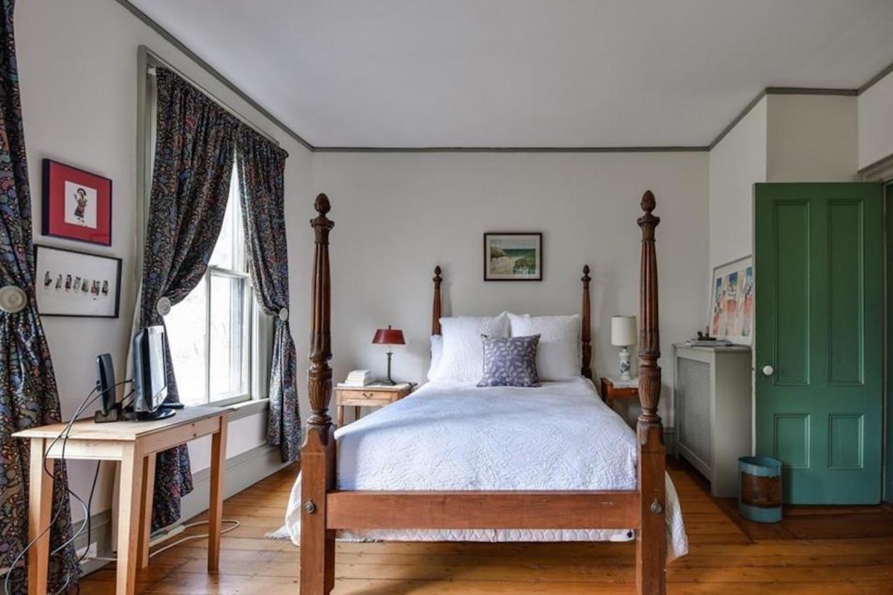 Just listed: For $899,000, a Precinct One Dedham Colonial