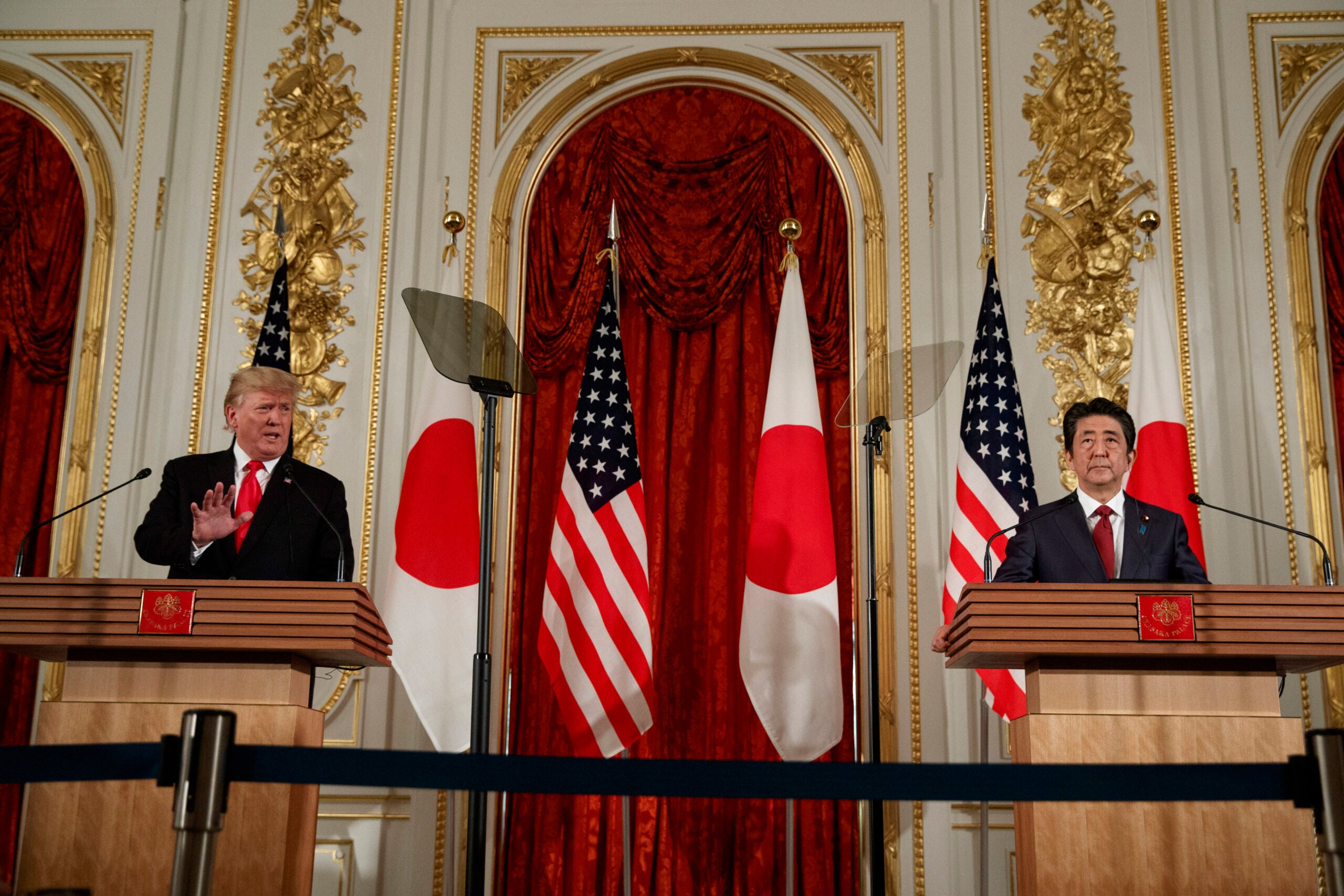Trump, Japan's Abe at odds over North Korean missile tests