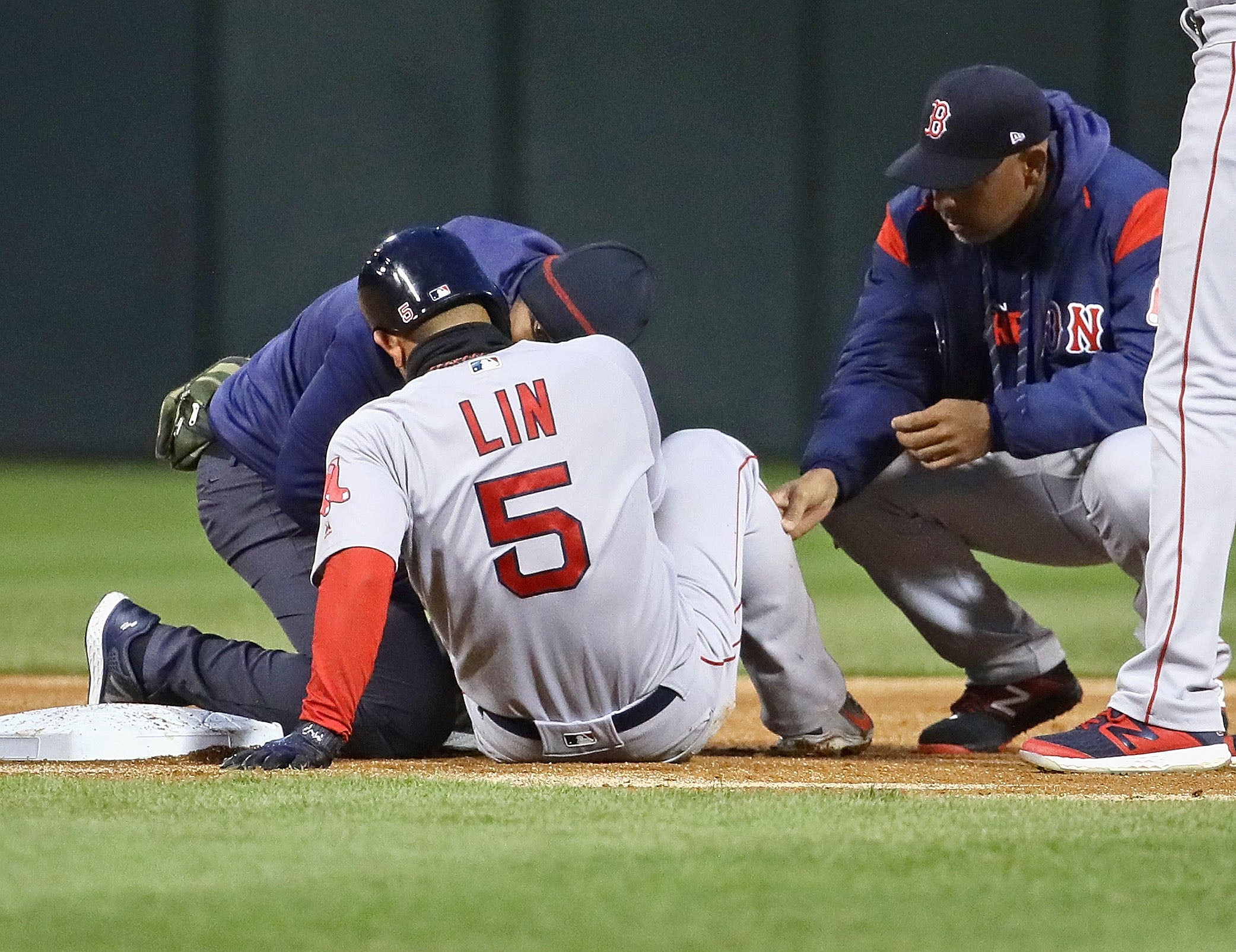 Red Sox place Tzu-Wei Lin on injured list, reinstate Eduardo Nunez