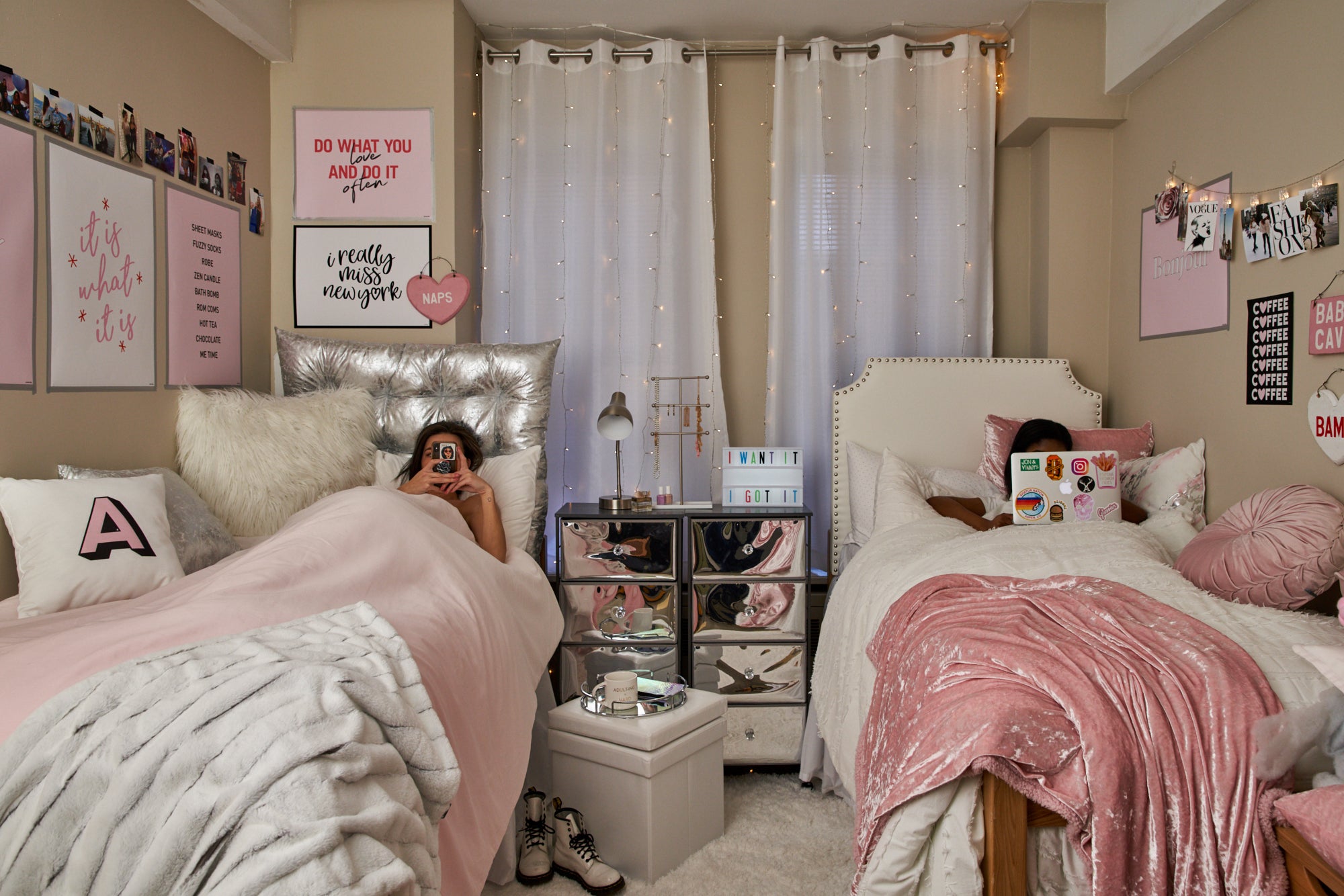 This Newbury Street pop-up wants to decorate your dorm room