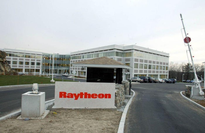 Raytheon signs $1.6 billion radar deal with Navy; work to be done in ...