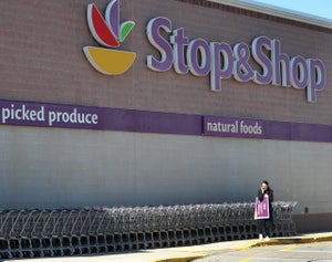 Stop & Shop gears up for the official opening of its 2d Nantucket store