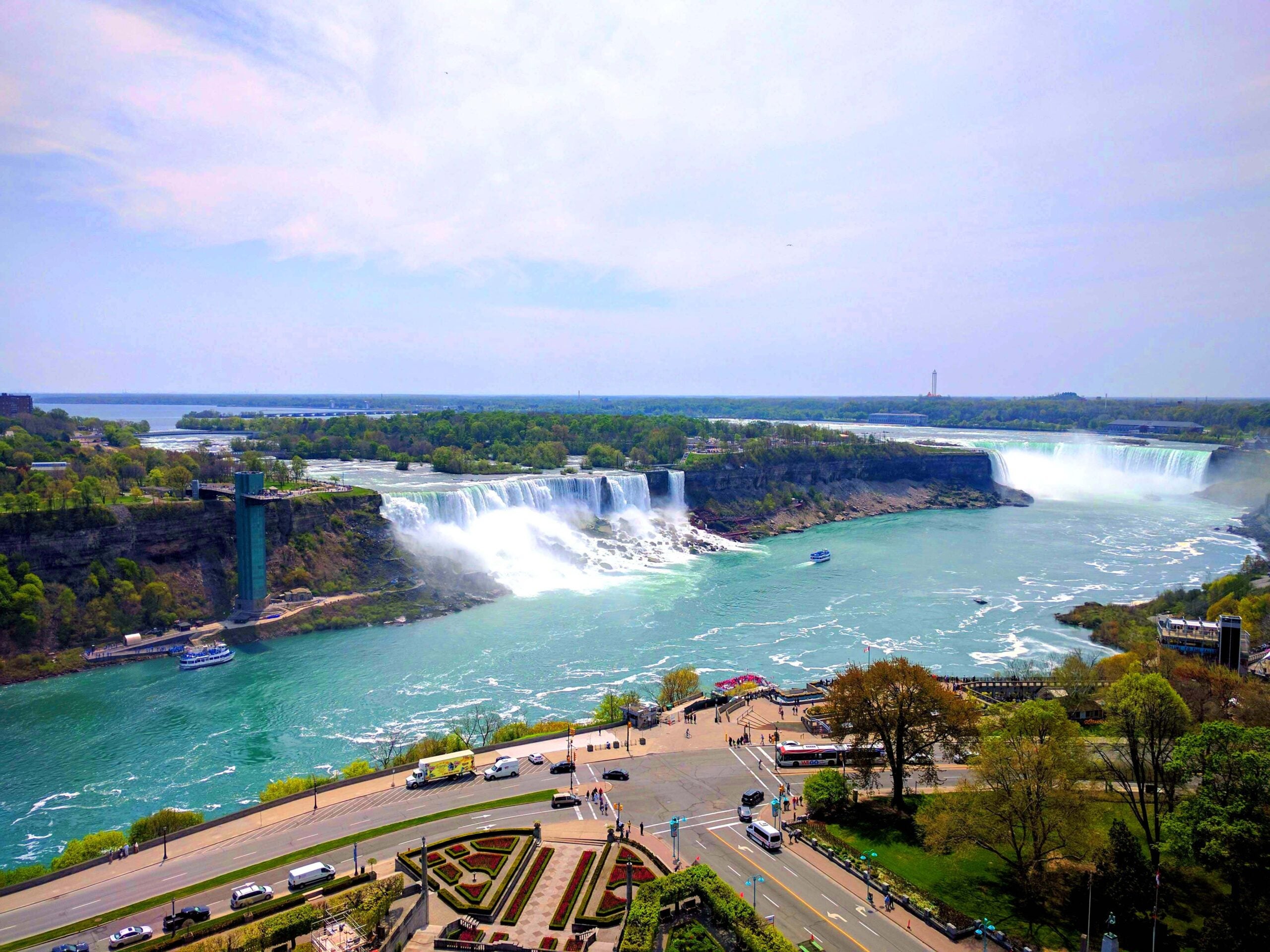 A man was swept over the largest waterfall at Niagara Falls, police say ...