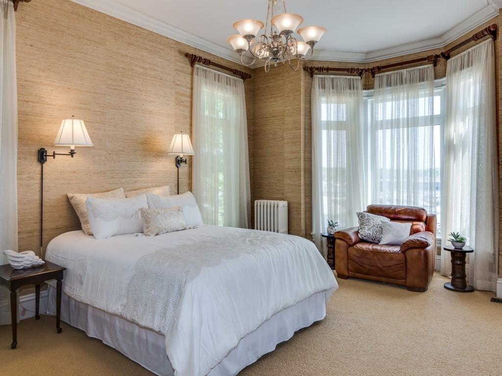 Gloucester home inspired Hopper painting. Now, you can buy it.