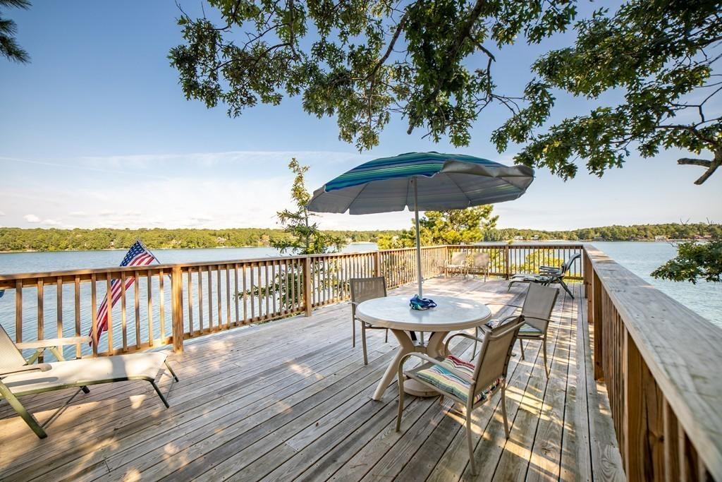 Just listed: Pondside Plymouth 3-season cottage with roof deck