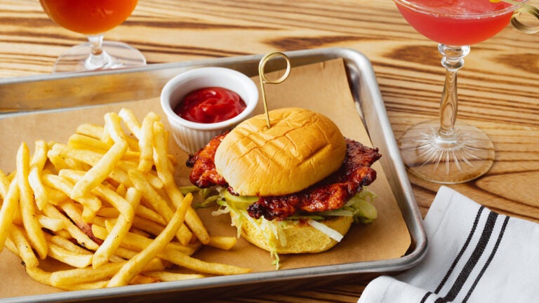 These restaurants and bars around TD Garden are currently open