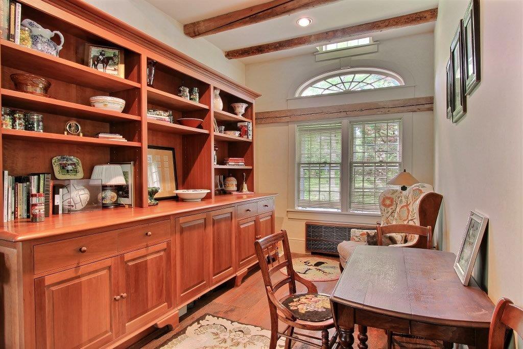 Former Cape home of late news anchor Tom Ellis for $1,479,000