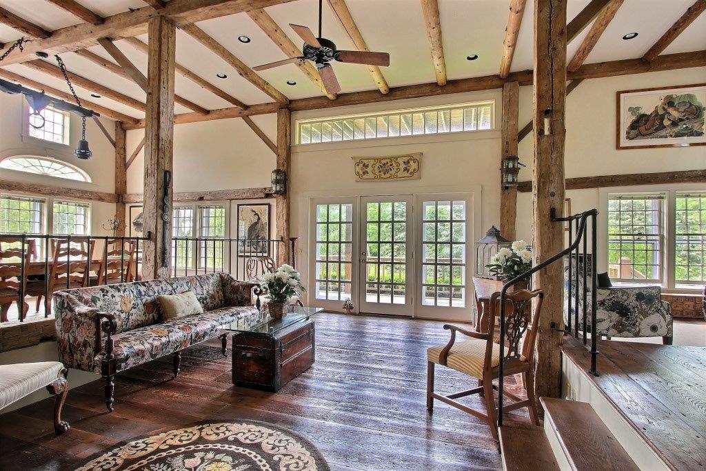 Former Cape home of late news anchor Tom Ellis for $1,479,000