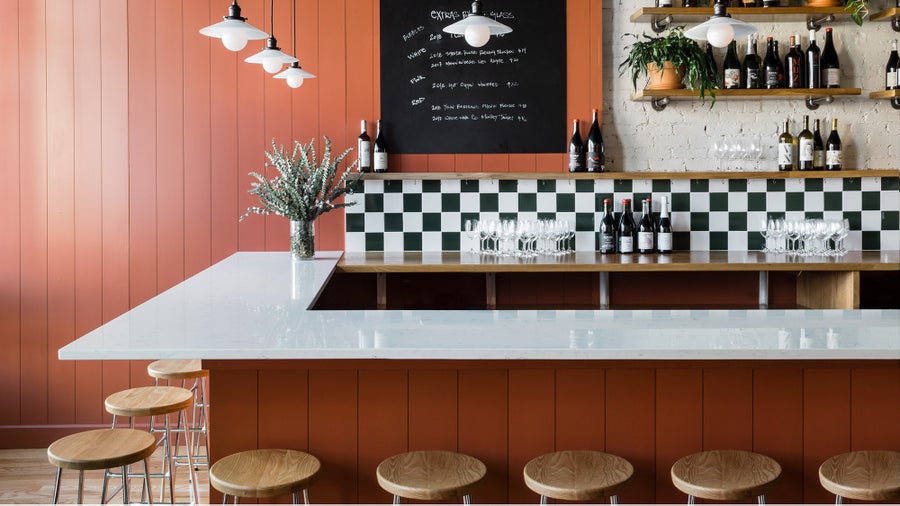 These restaurants are open for 24 hours, so you never have to be hungry ...