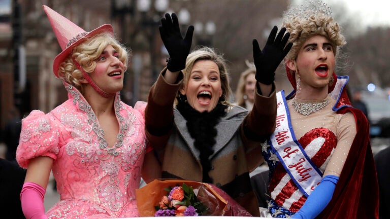 Elizabeth Banks named Hasty Pudding's Woman of the Year, honored with a ...